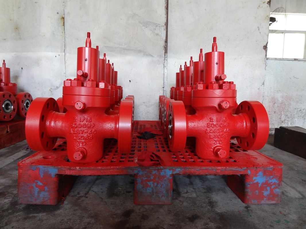 GATE VALVE , MANUAL, MODEL, 2-1/16 BORE, 15,000 PSI, FLANGE X FLANGE ...