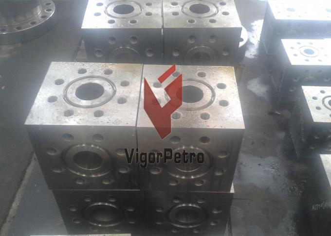 Wellhead Studded Crosses and Tees API 6A Monogrammed
